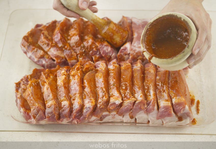 Lomo de cerdo adobado. Cómo hacer el adobo paso por paso.