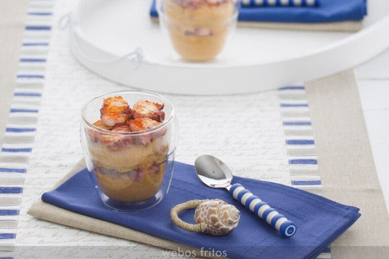 Patatas guisadas con pulpo — webos fritos